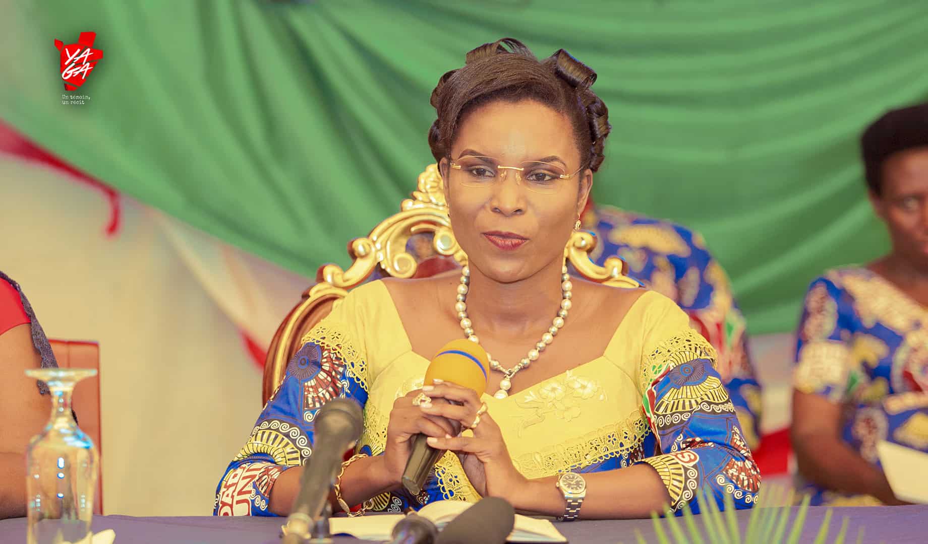 Entre ma mère et Angeline Ndayishimiye, qui croire